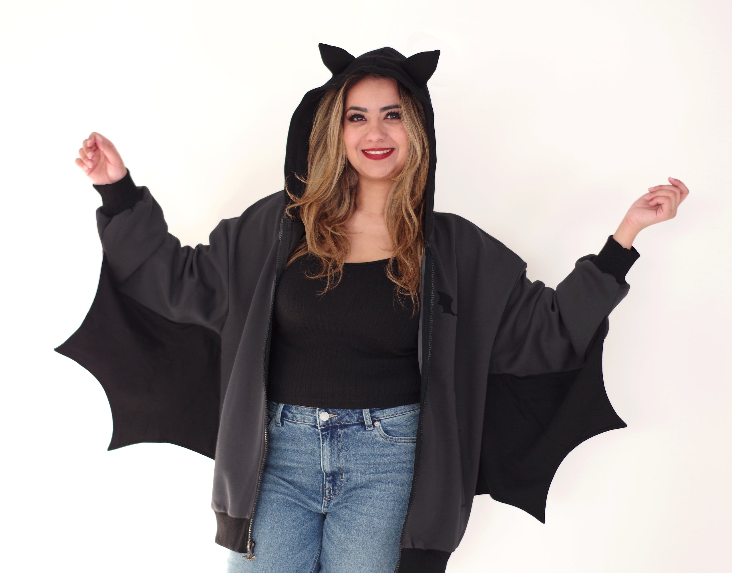 [PRE-ORDER] Bat Hoodie (SAMPLE WILL BE REMADE) UNISEX WEAR – Nyahallo